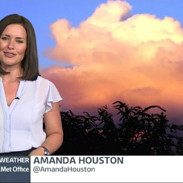 Amanda Houston – Sexiest Presenters on Television & Radio